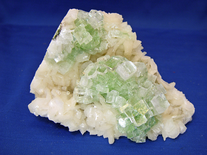 BEAUTIFUL APOPHYLLITE CRYSTALS FROM INDIA. | STRICTLY MINERALS.COM